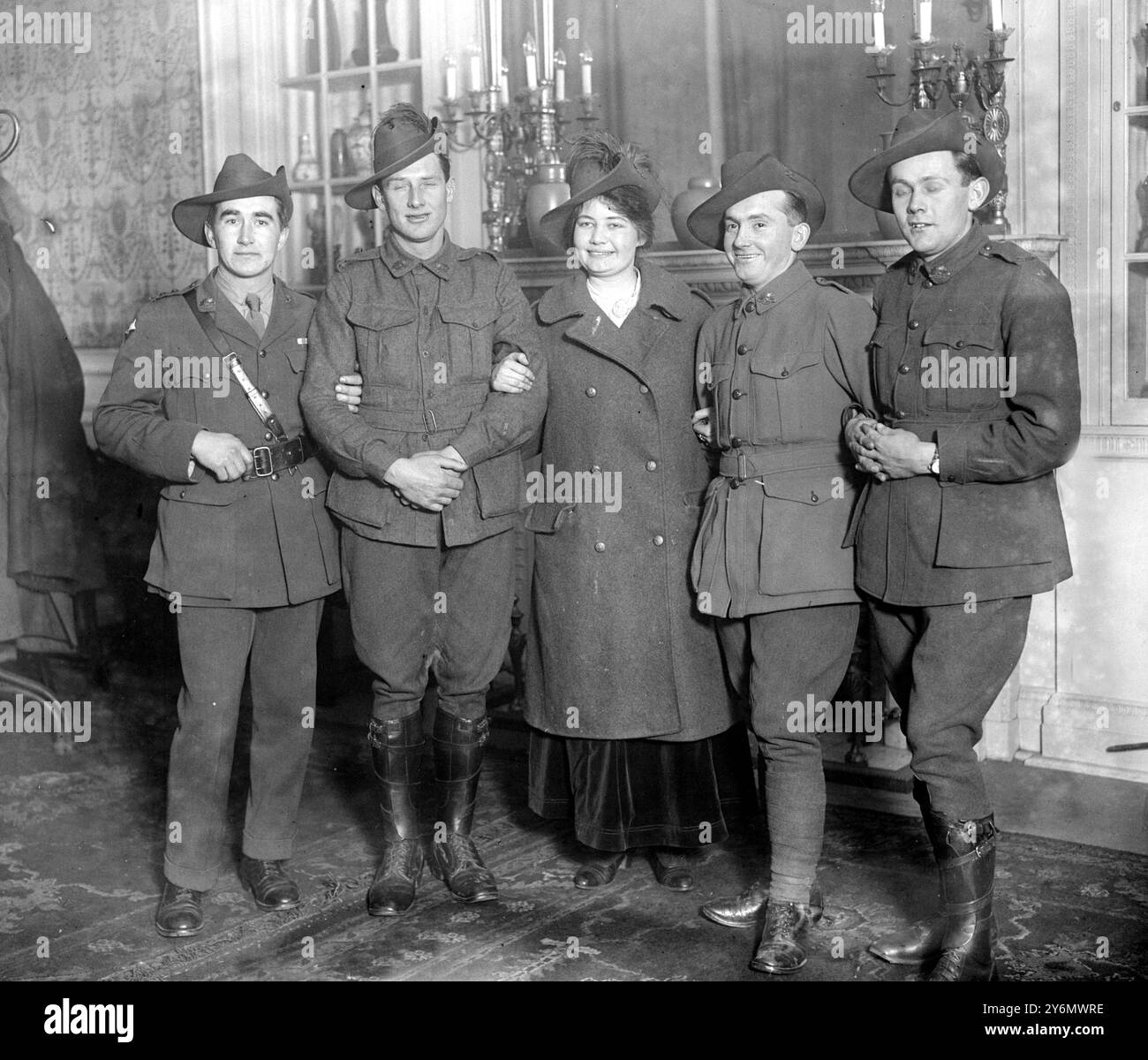 Miss Lucille Benstead, the Australian soprano, gives a ‘Wattle Tea’ to ...