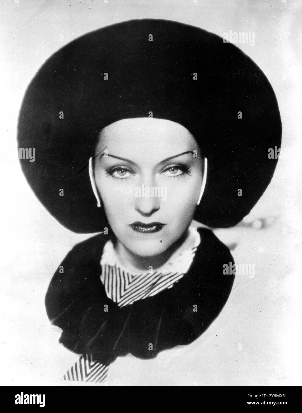 London. The Hale hat - Hollywood's latest creation - worn by Gloria ...