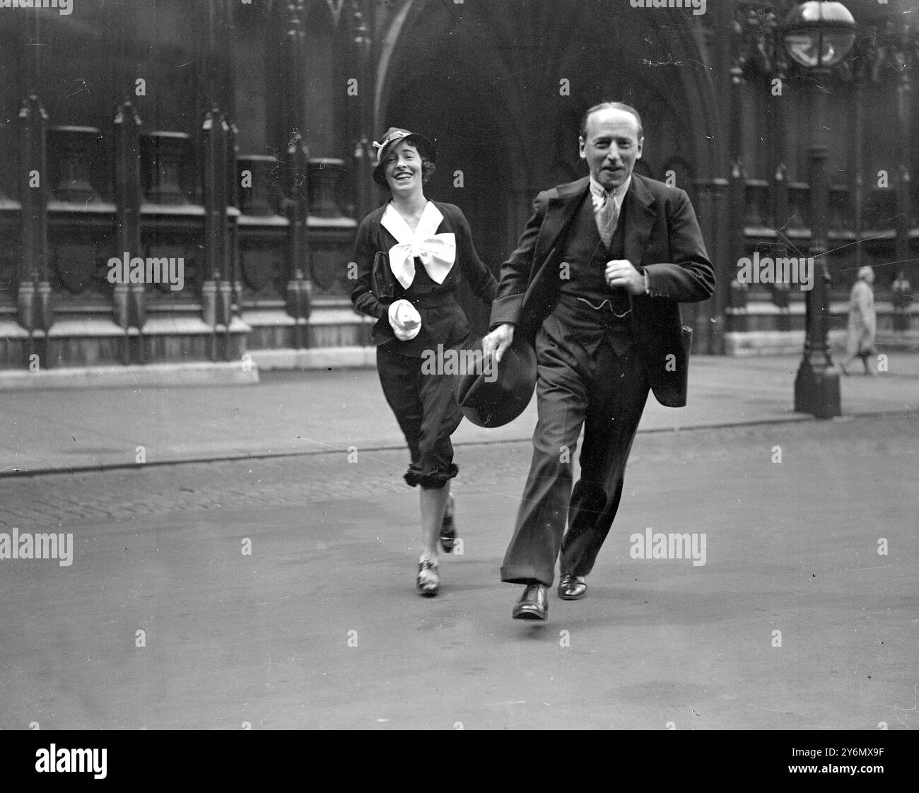 London. Mr Geoffrey Mander , M.P. (East Wolverhampton) Mrs Mander ...