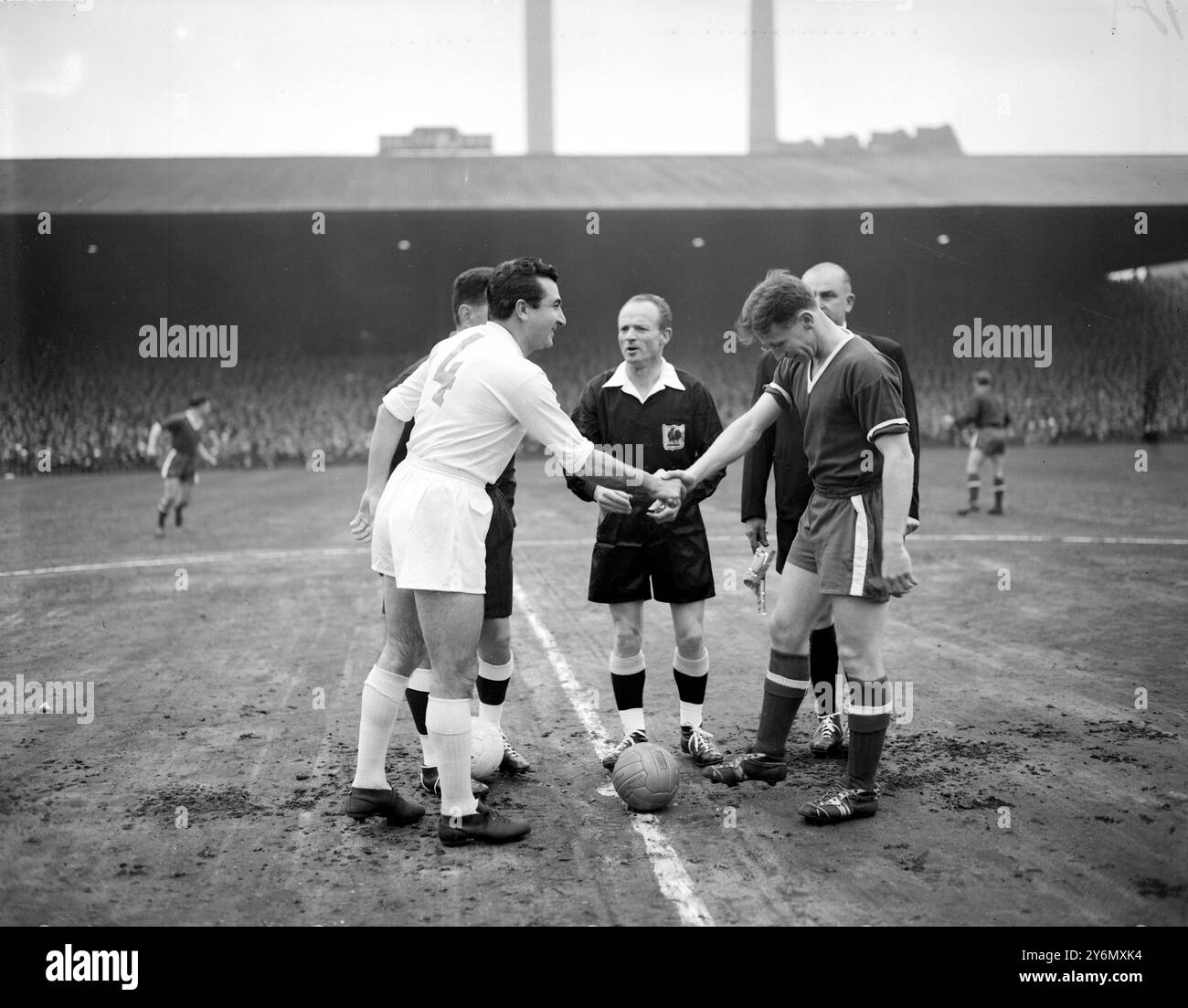 Draw semi final european cup hi-res stock photography and images - Alamy
