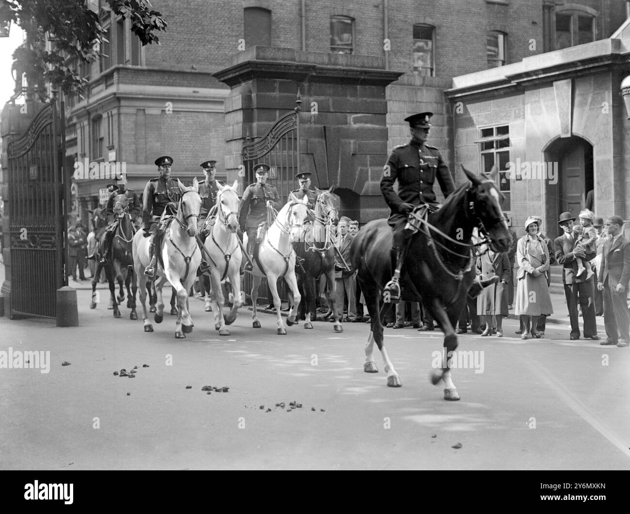 Members of the newly formed mounted "Specials" on parade at Scotland ...