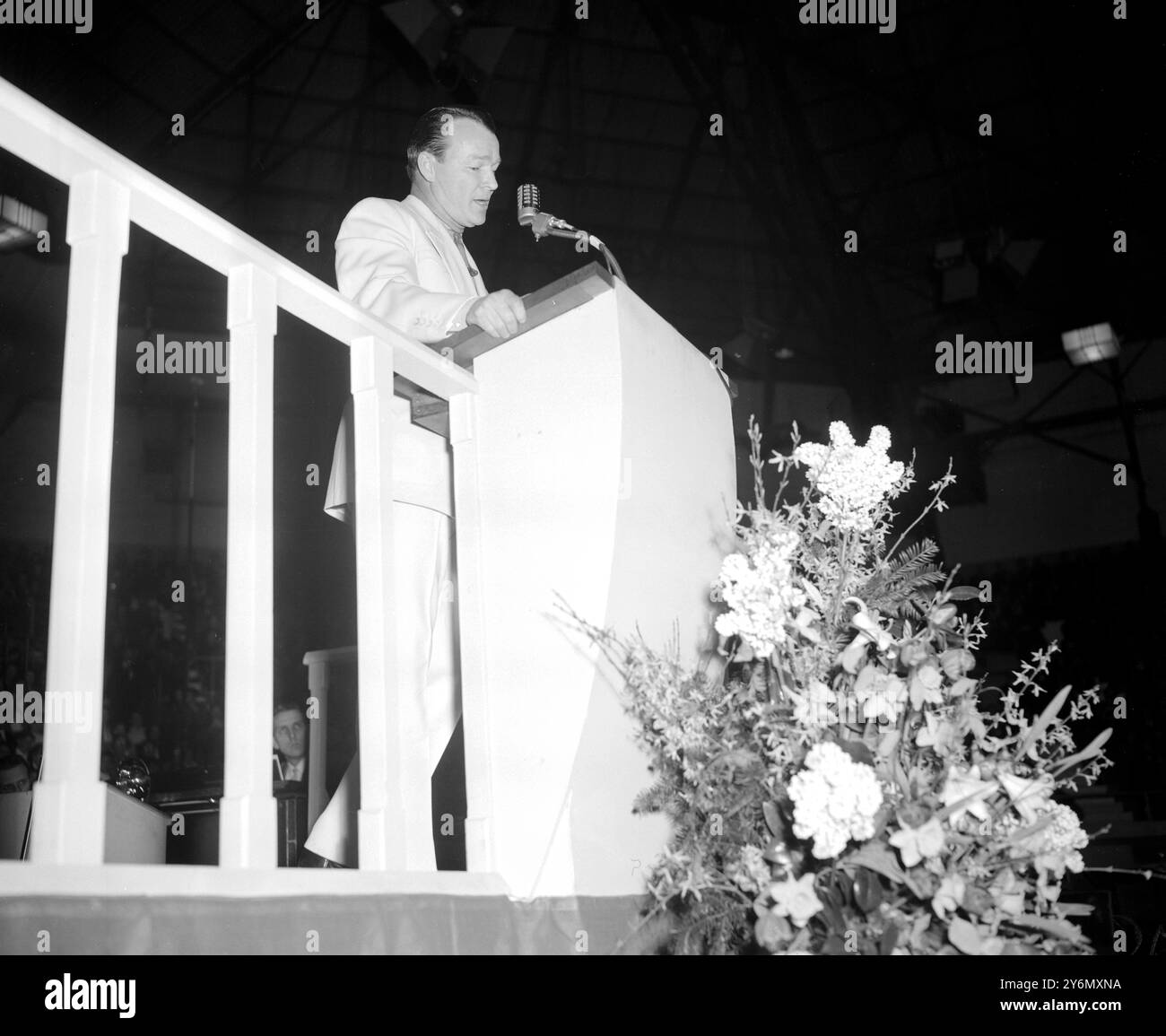 Roy Rogers speaking at Billy Graham meeting Stock Photo - Alamy