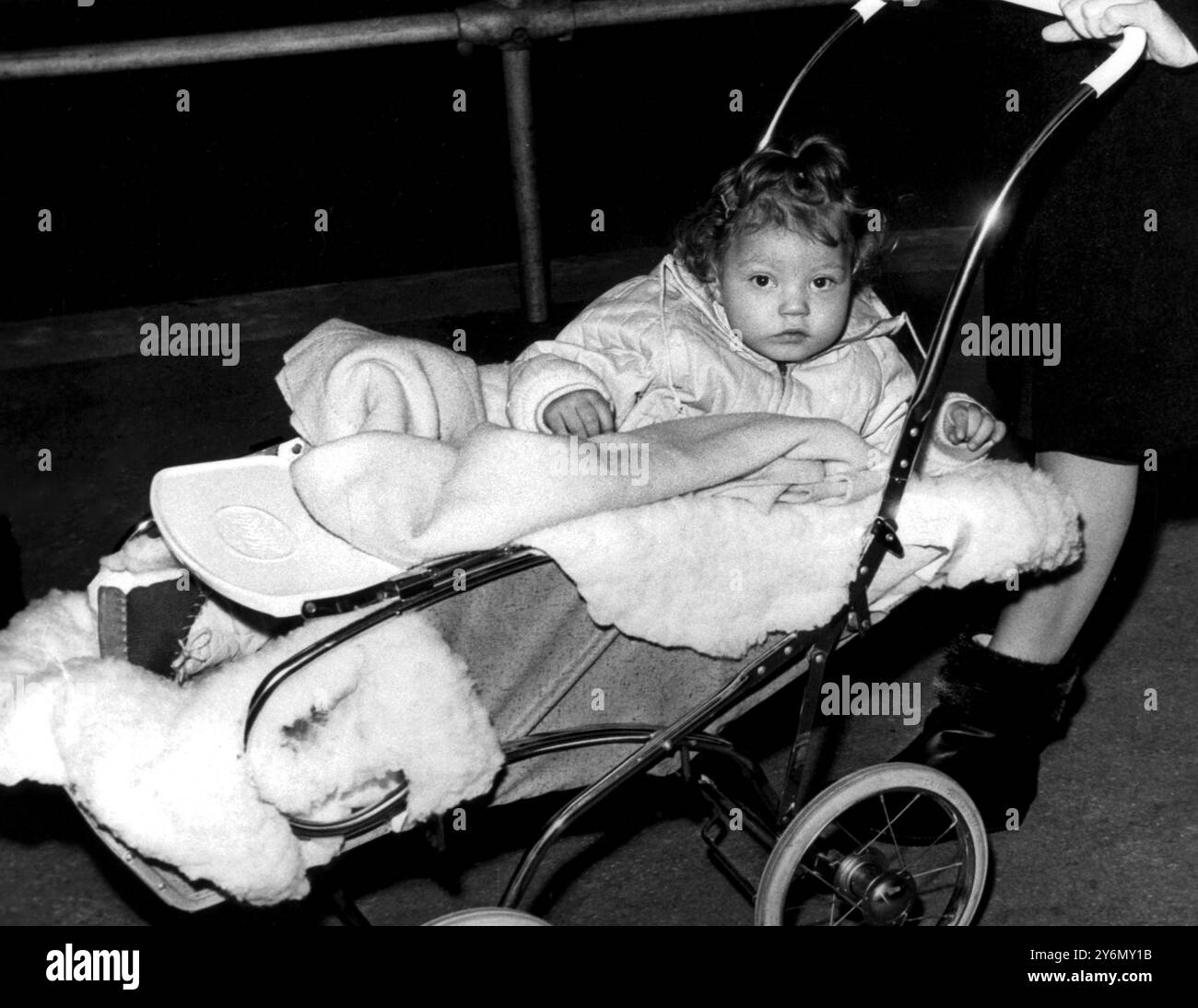 Maria the German baby Actress Elizabeth Taylor wants to adopt in her ...