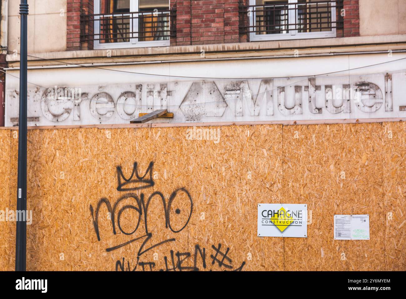 Construction banking hi-res stock photography and images - Alamy