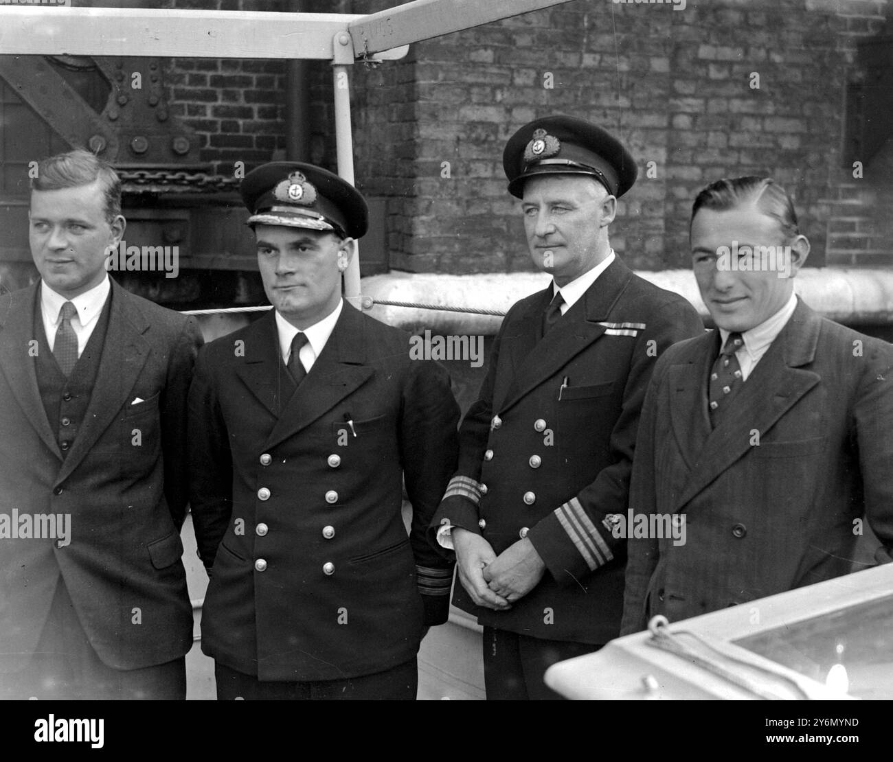 Antarctic ii Black and White Stock Photos & Images - Alamy