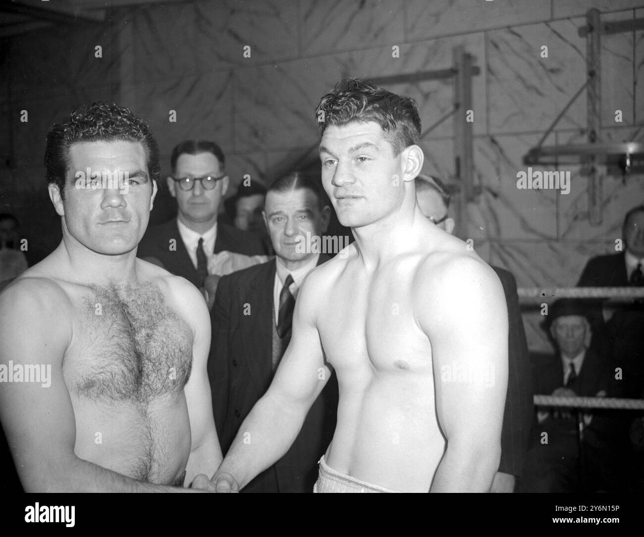 Light heavyweight Freddie Mills Stock Photo - Alamy