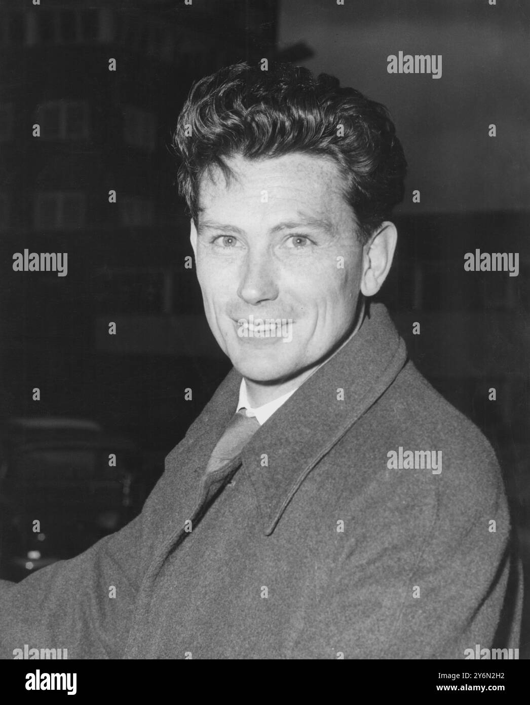 He who reasons hi-res stock photography and images - Alamy