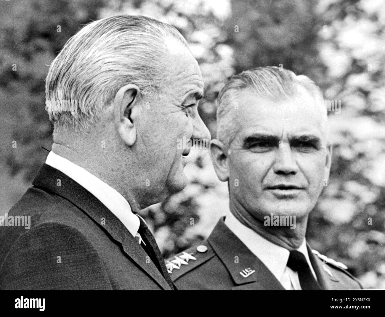 Review of troops in vietnam war hi-res stock photography and images - Alamy