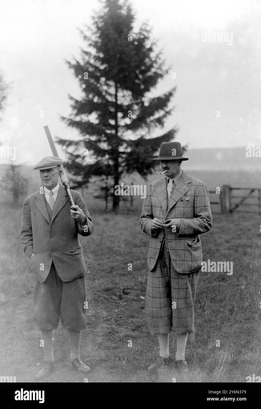 Lord Carnarvon's shoot at Highclere Castle. Major Murry Graham and Lord ...