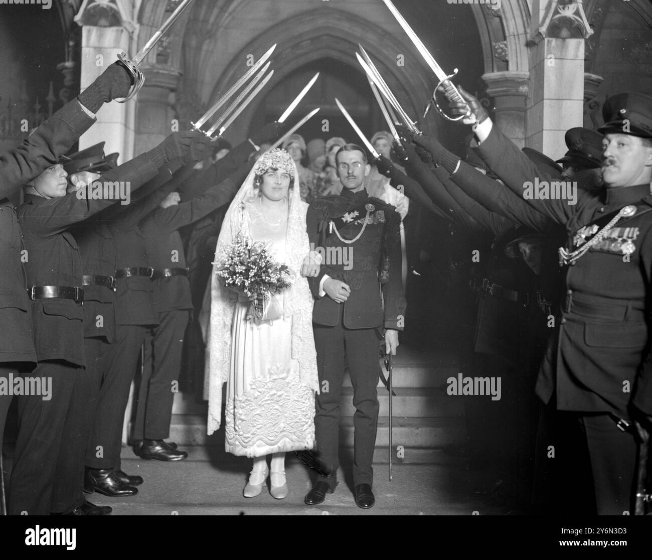 Wedding of Captain Cyril Illingworth and Lady Margaret Lindsay at St ...