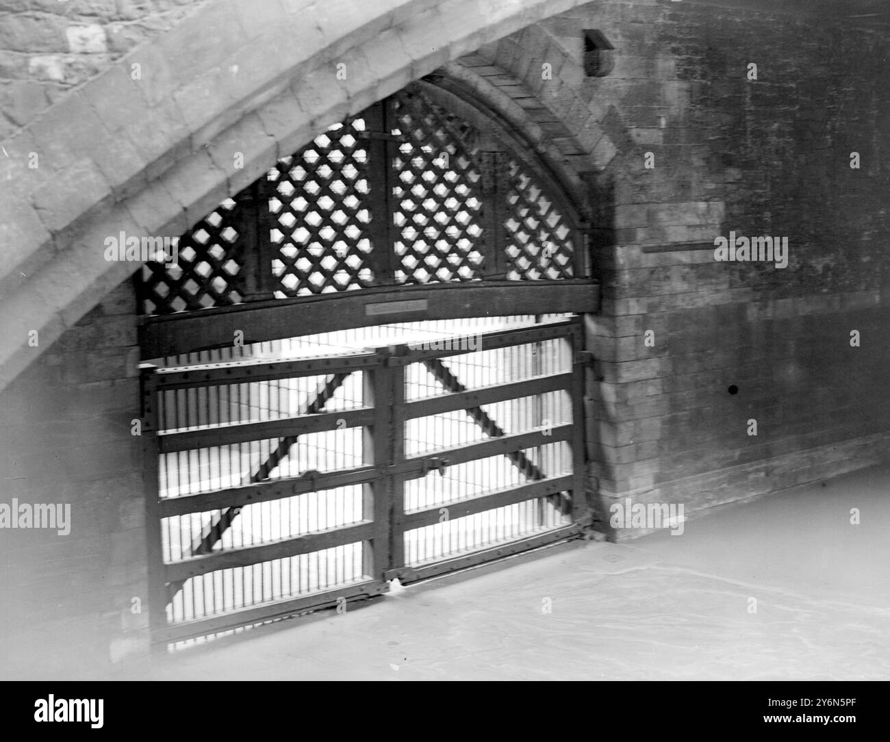 London. The Tower of London - The Trators' Gate. 24 July 1923 Stock ...