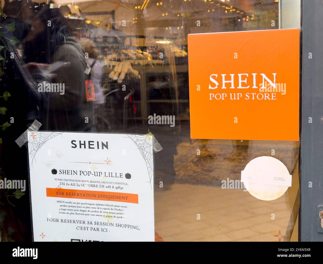 Boutique de pop hi-res stock photography and images - Alamy