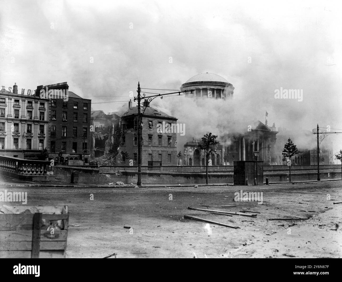 Capture of the Four Courts, Dublin. The Four Courts ablaze from end to ...