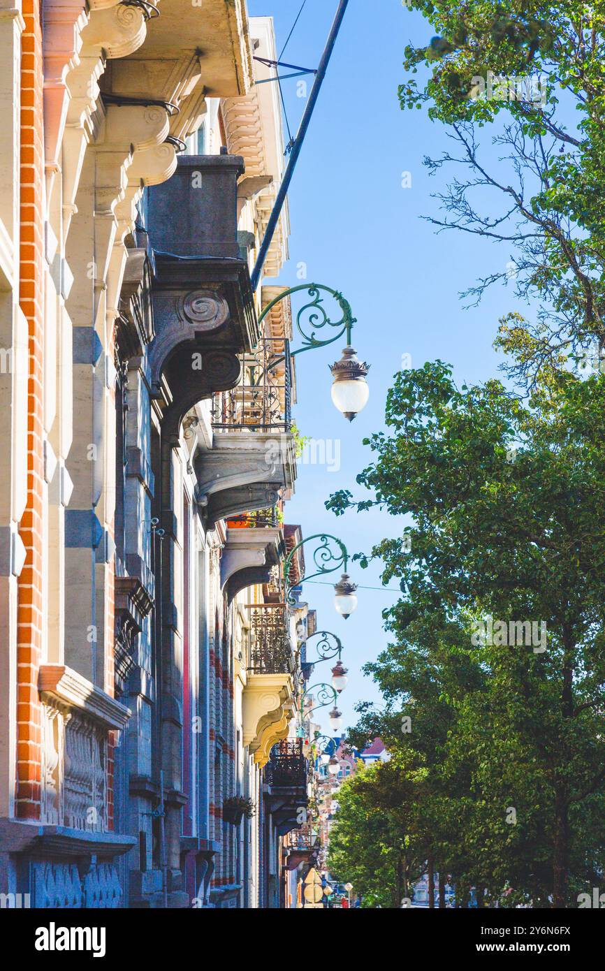Facade street alignment hi-res stock photography and images - Alamy