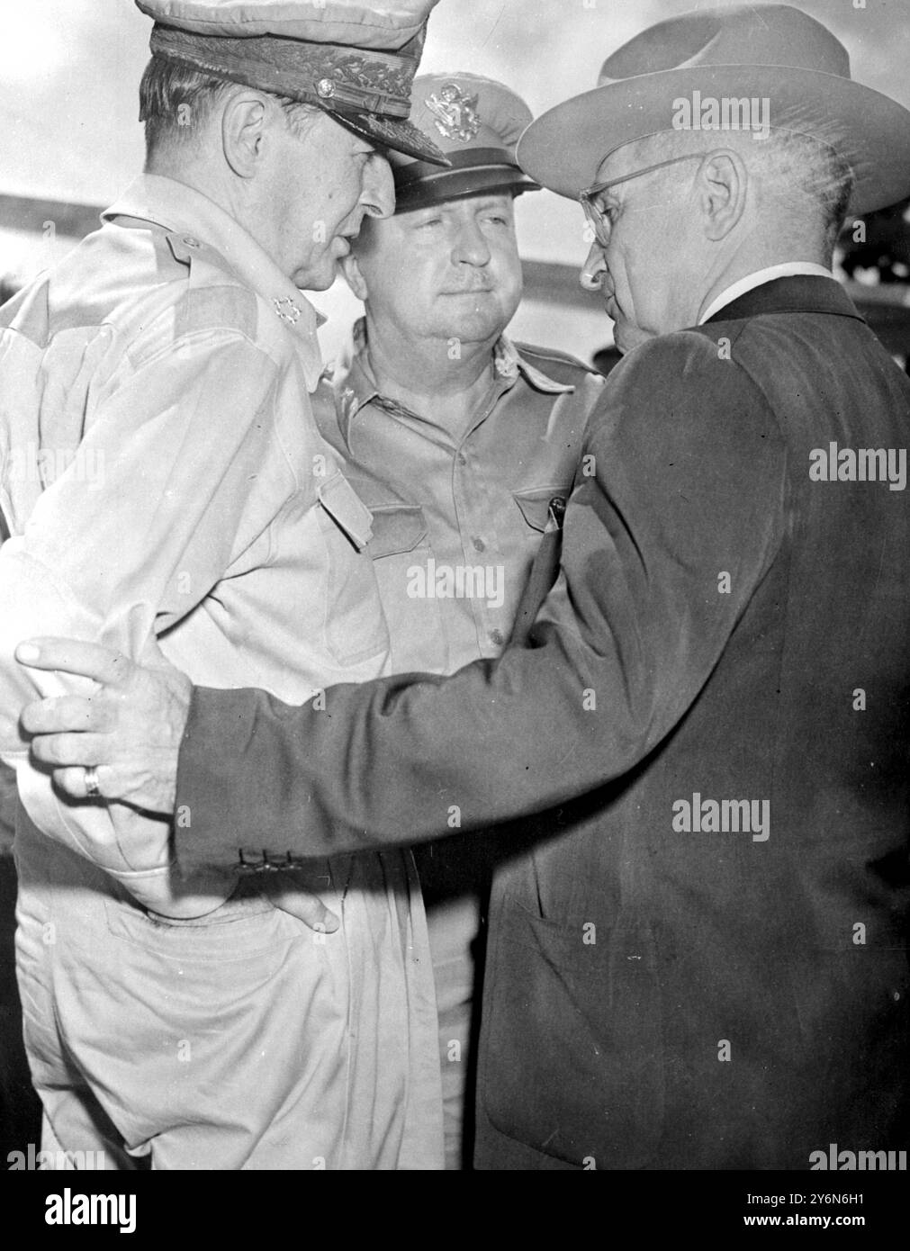 Wake Island:- President Truman congratulates General Douglas Macarthur ...