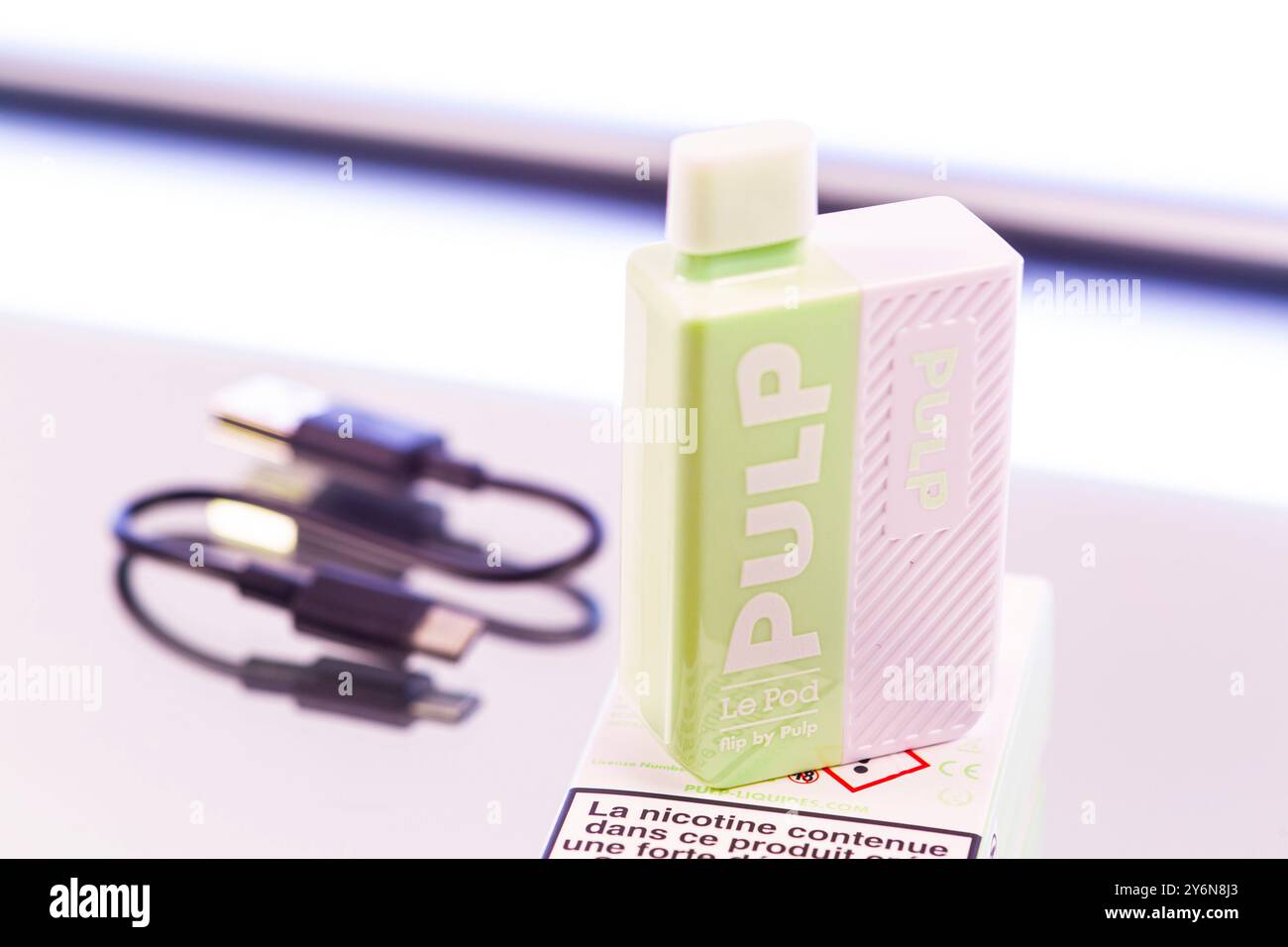 Cigarette pack hi hi-res stock photography and images - Alamy
