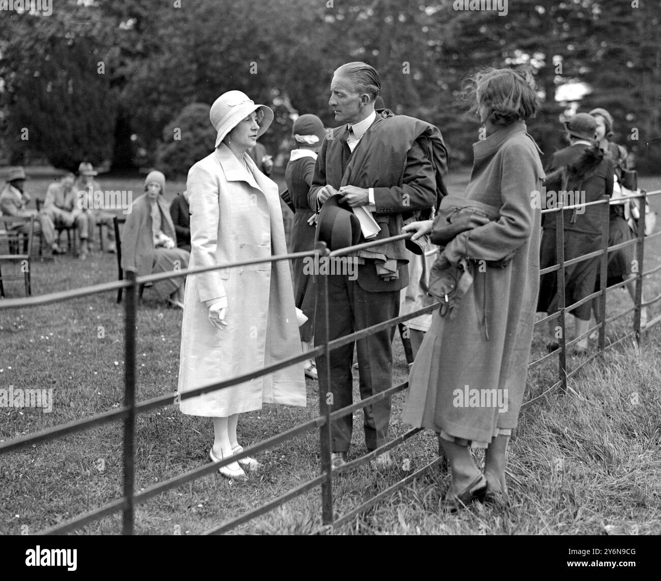 National Flying Services Parliamentary Garden Party at Hanworth. Lady ...