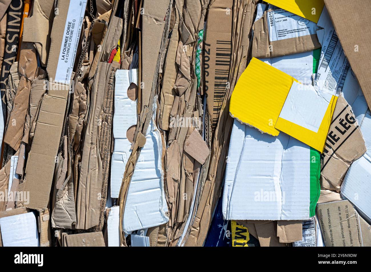 Waste. Packing boxes compacted Stock Photo - Alamy