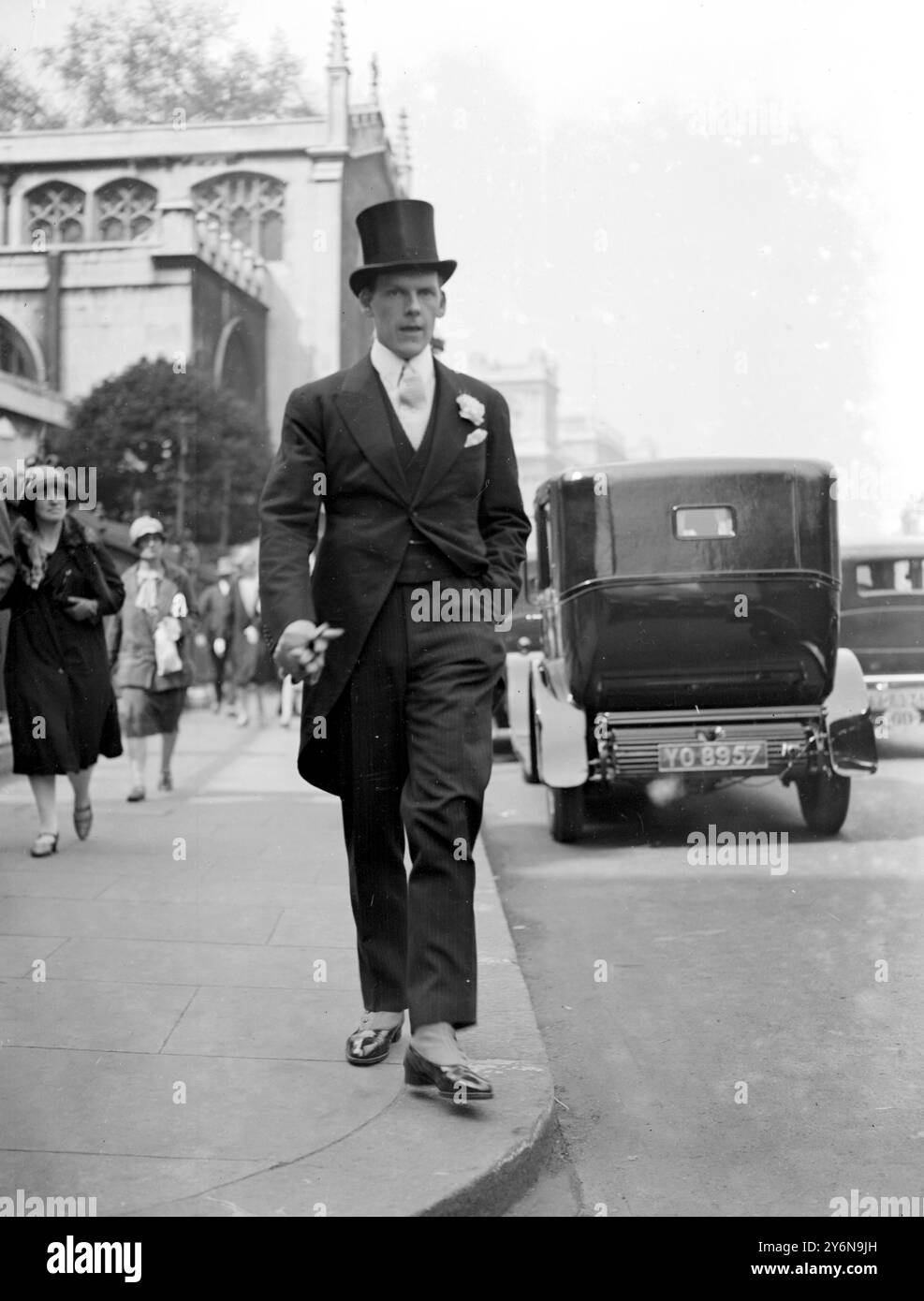 Wedding of Captain Cunningham Reid, M.P. and Miss Mary Ashley at St ...
