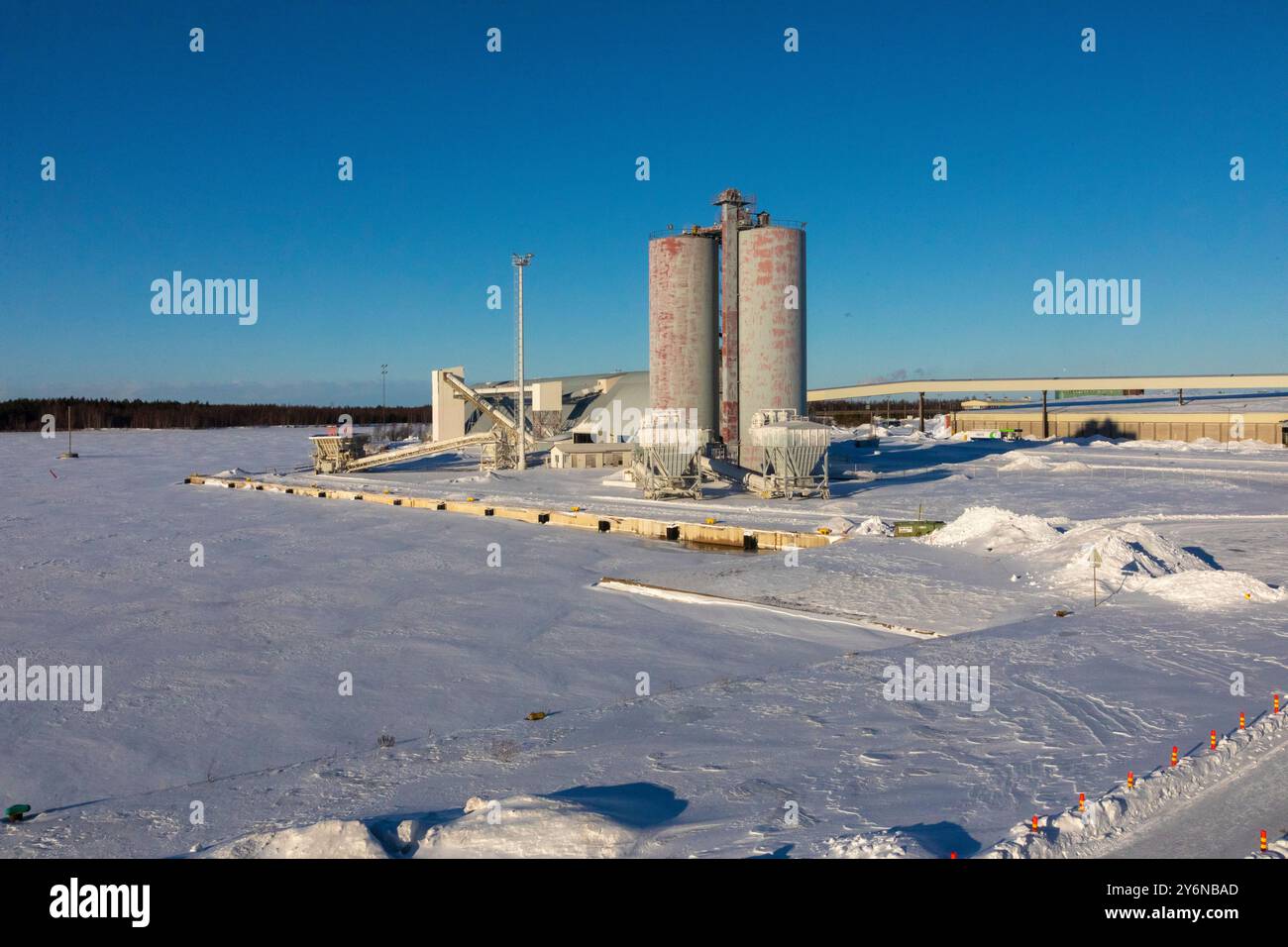 Paper and pulp hi-res stock photography and images - Alamy