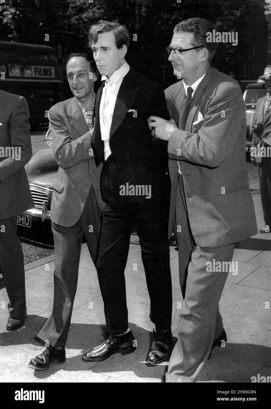 Street baker street london 1960 hi-res stock photography and images - Alamy