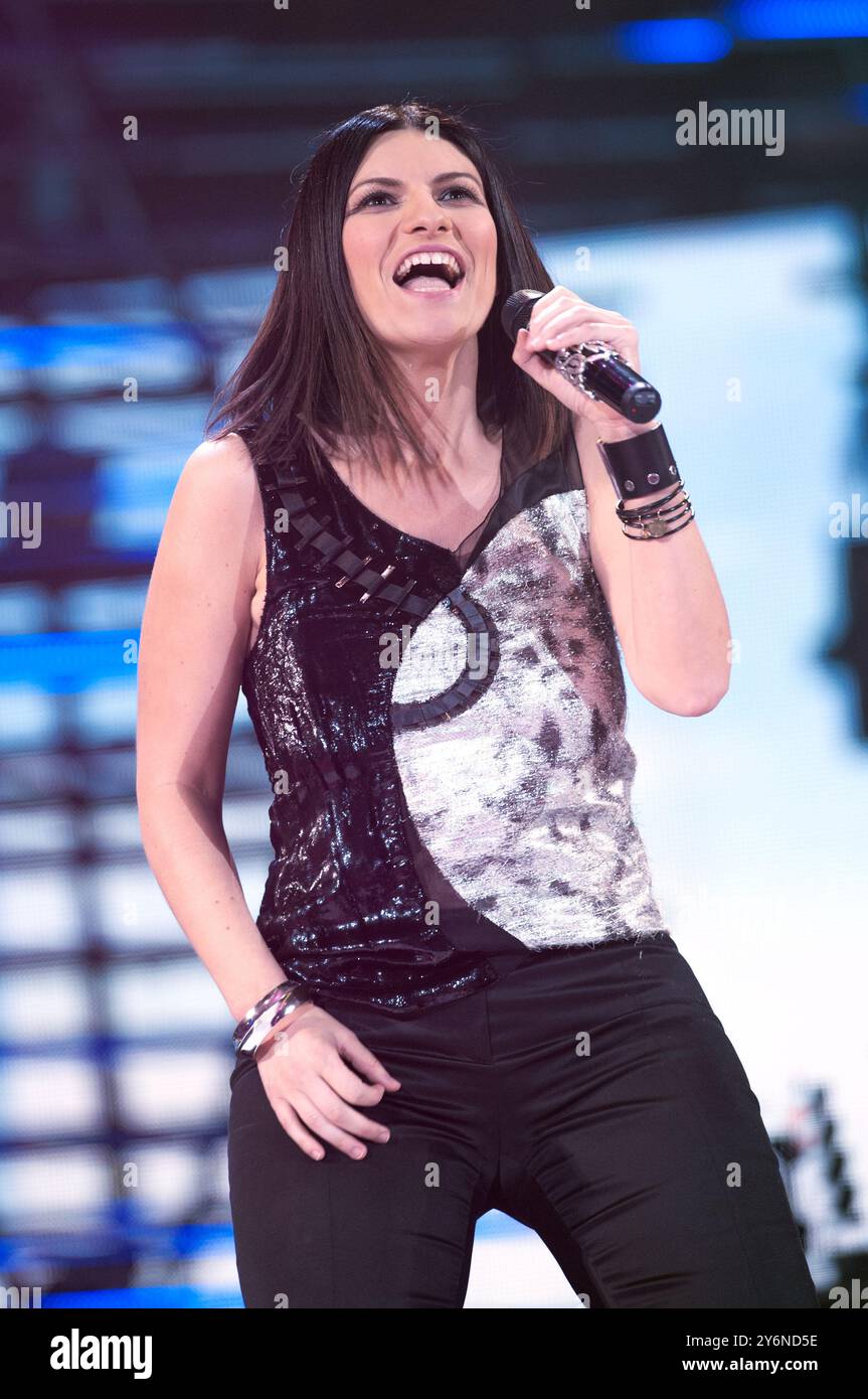 Laura pausini immagini 2009 hi-res stock photography and images - Alamy