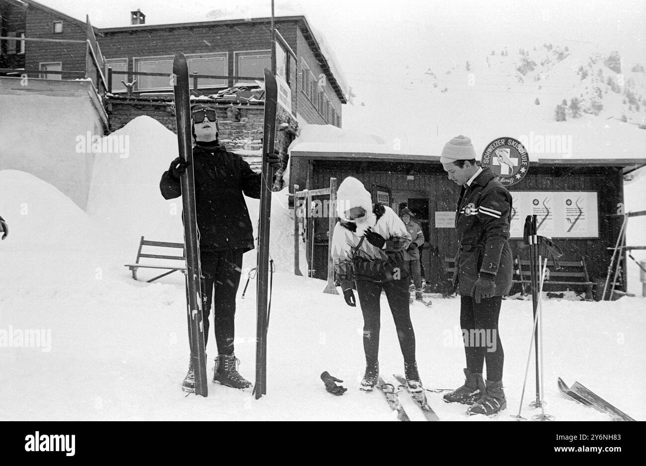 St. Moritz: During his first ski excursion on the Chantarella Slopes ...