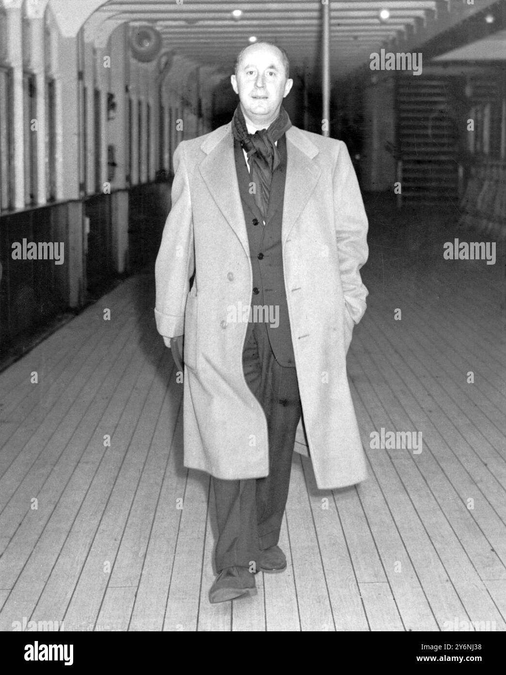 File personalities dior hi-res stock photography and images - Alamy