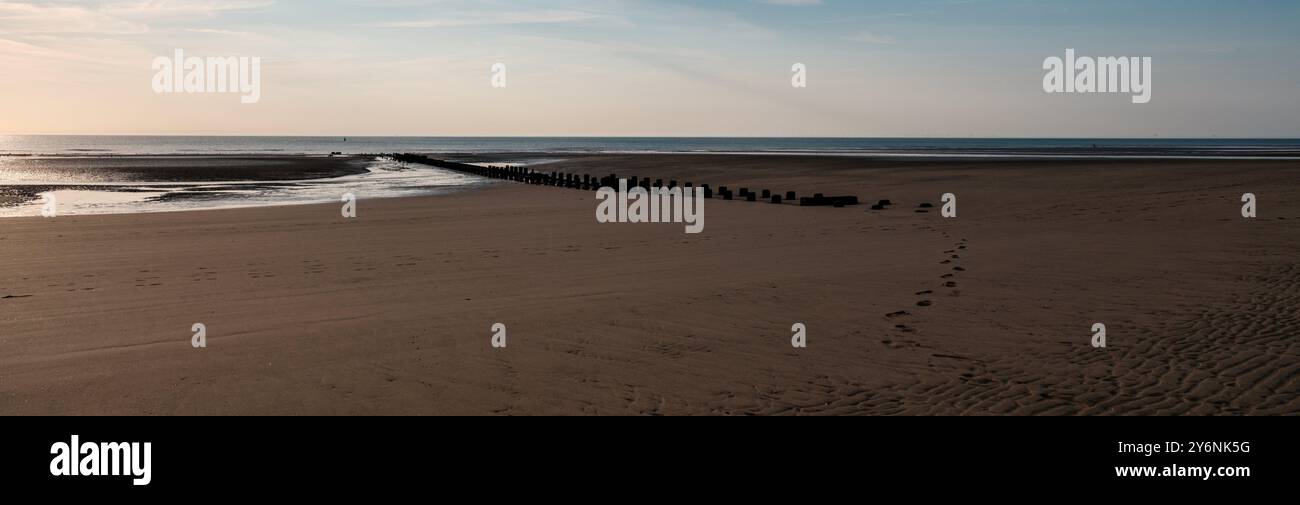 Serene empty beach gentle waves hi-res stock photography and images - Alamy