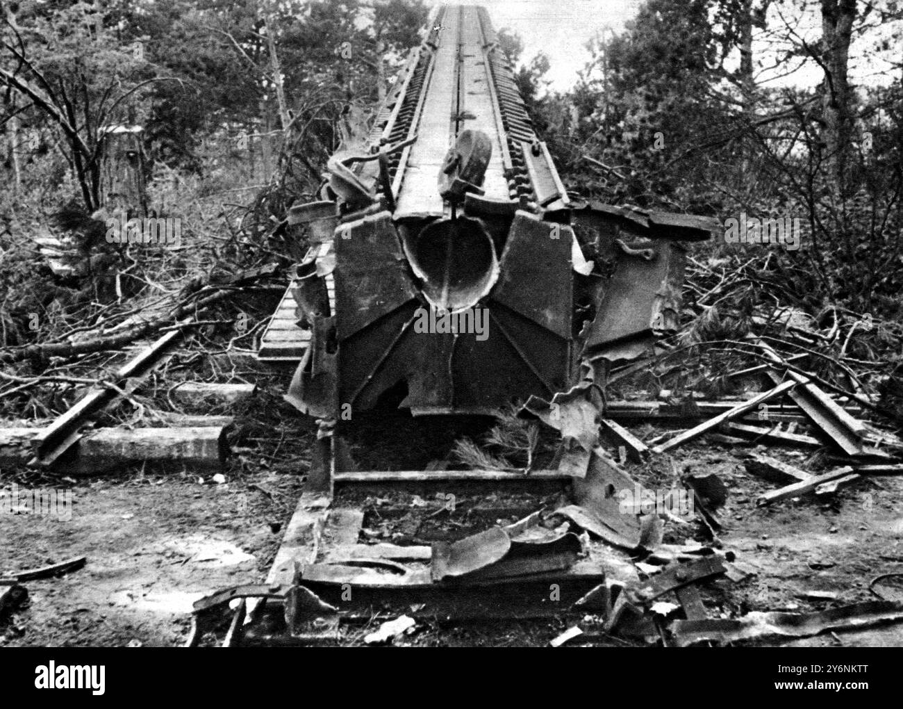 The weapon which failed to beat London. The rear end of a ramp. The internal cylinder is ...