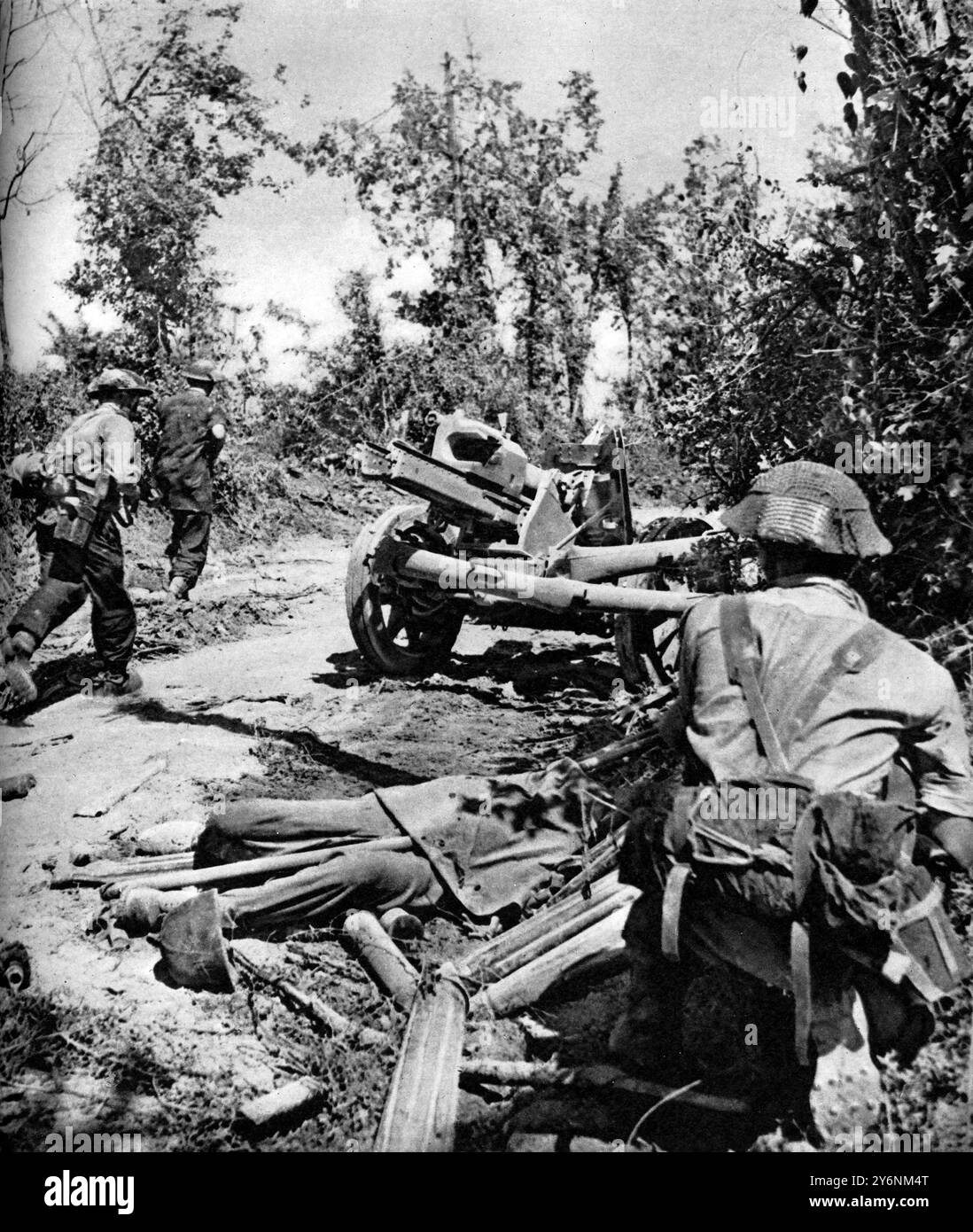 The great allied advance in Italy. Battle scenes from the Liri Valley ...