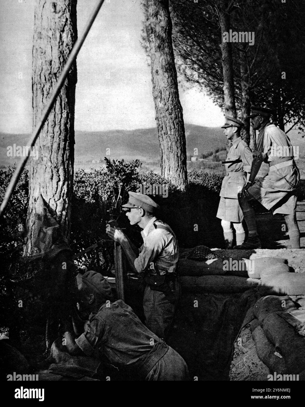 Post 2004 Black and White Stock Photos & Images - Alamy