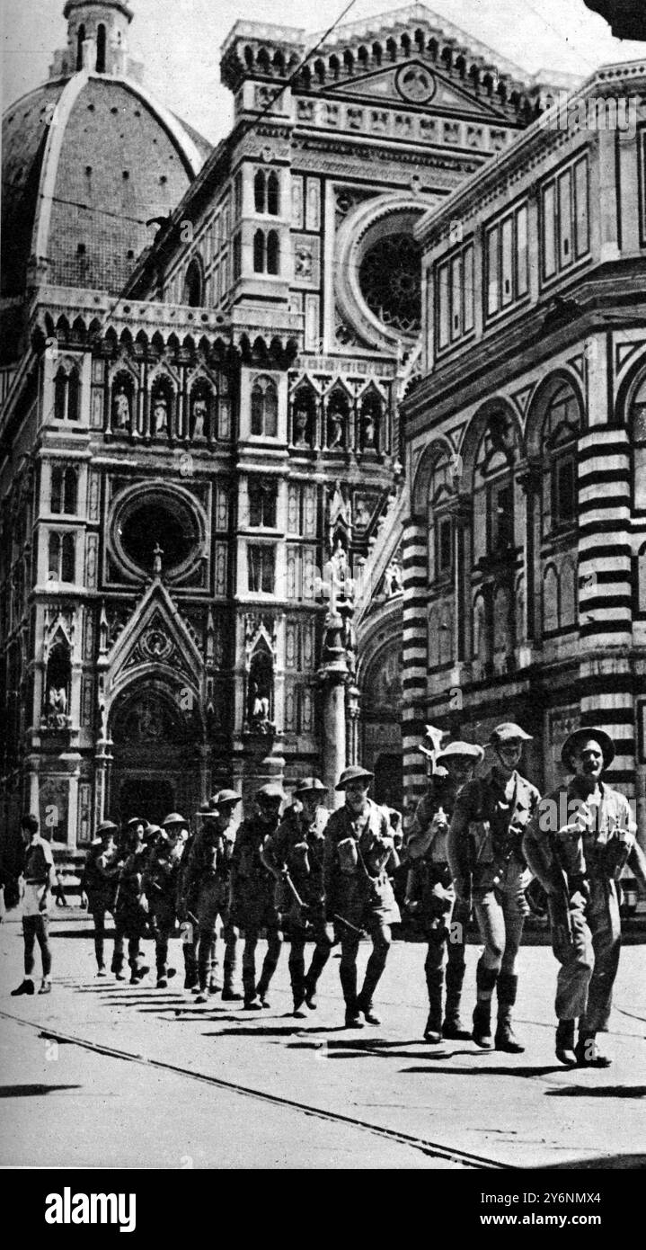 The Allied entry into Florence: General Alexander inspecting Art ...