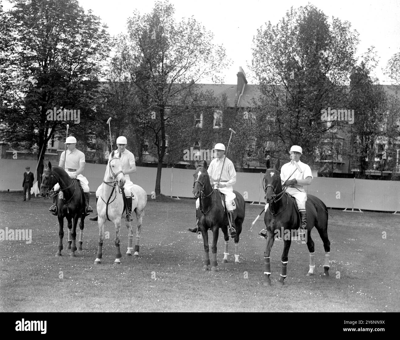10,000 Watch Anglo-American Trial Polo. The American team Mr C.C ...