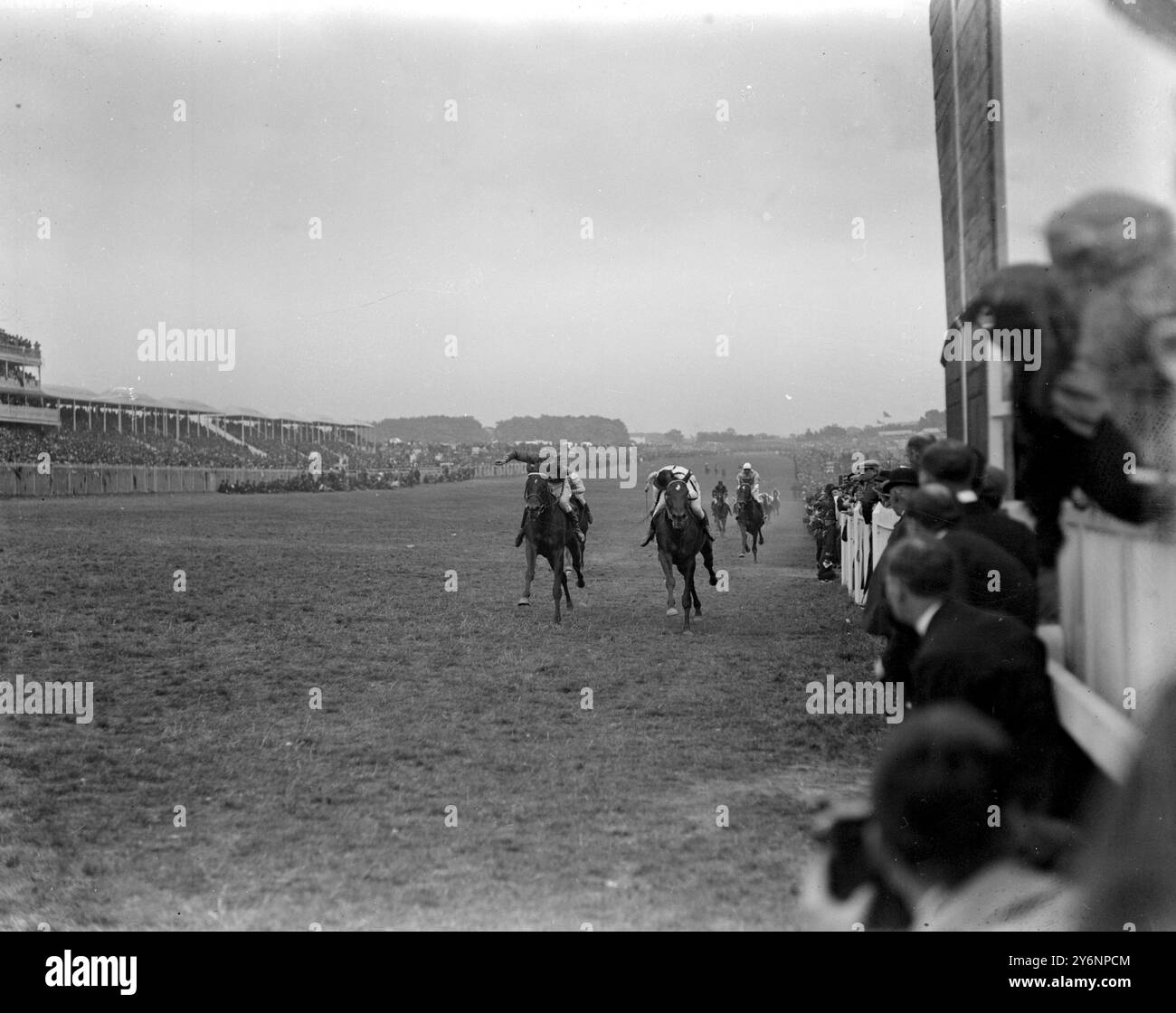 The Oaks. Charlebelle wins by a neck from Cinna. June 1920 Stock Photo ...