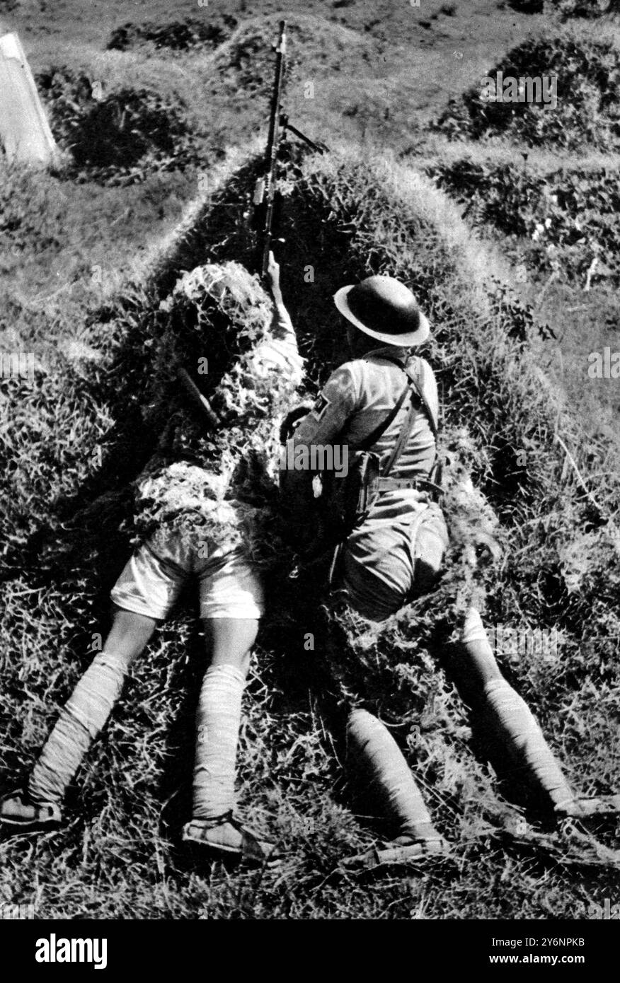 Chinese troops practise dispersal and camouflage as air raid ...