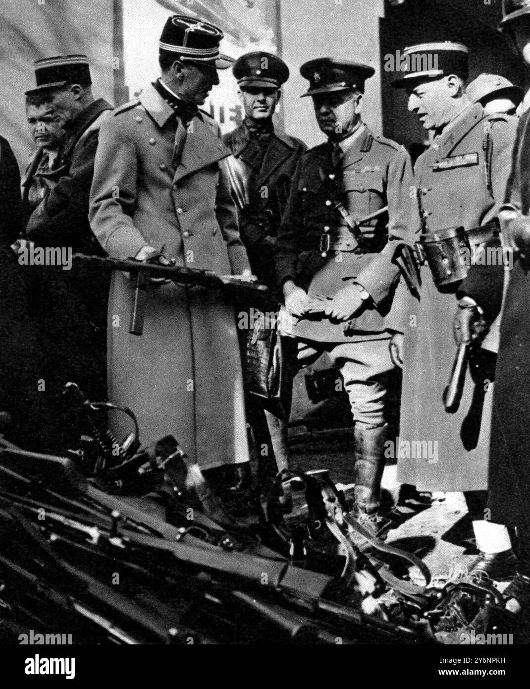 Refuge officers Black and White Stock Photos & Images - Alamy