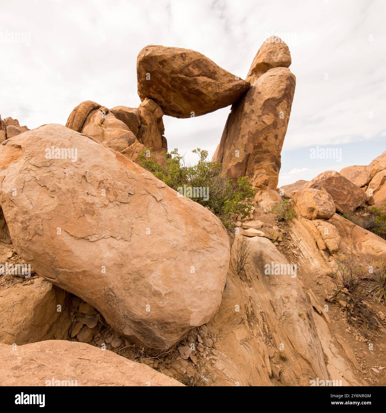 Area around the Balanced Rock in Big Bend National Park, Texas Stock ...