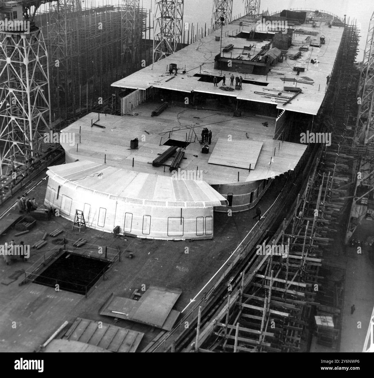 Harland & Wolff Shipyard in Belfast, N.Ireland. P & O liner "Canberra ...
