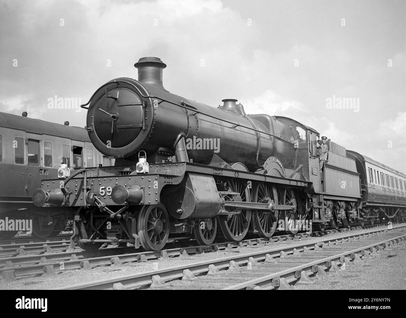 The Garth Hall oil burning locomotive showing the tender converted to a ...