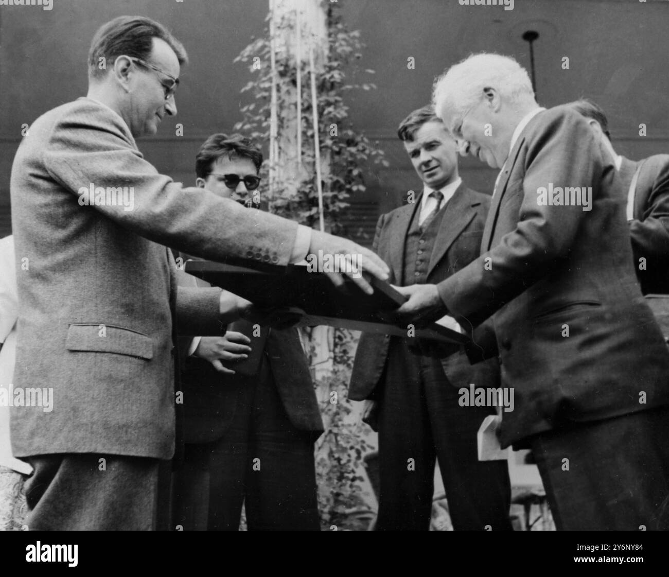 Charles synge hi-res stock photography and images - Alamy