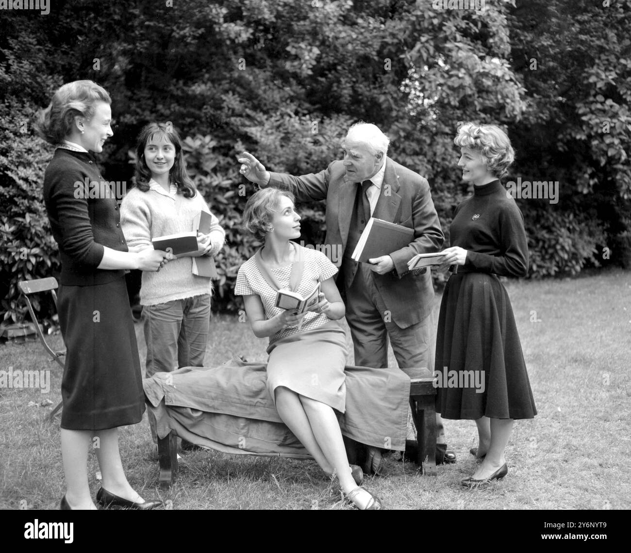 London: Regent's Park Open Air Theatre. Rehearsals of Shakespeare's ...