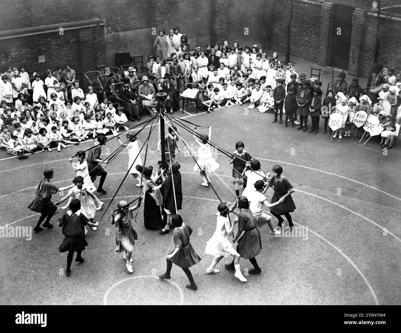 The Maypole Dance Empire Day celebration at Johanna Street Schools ...