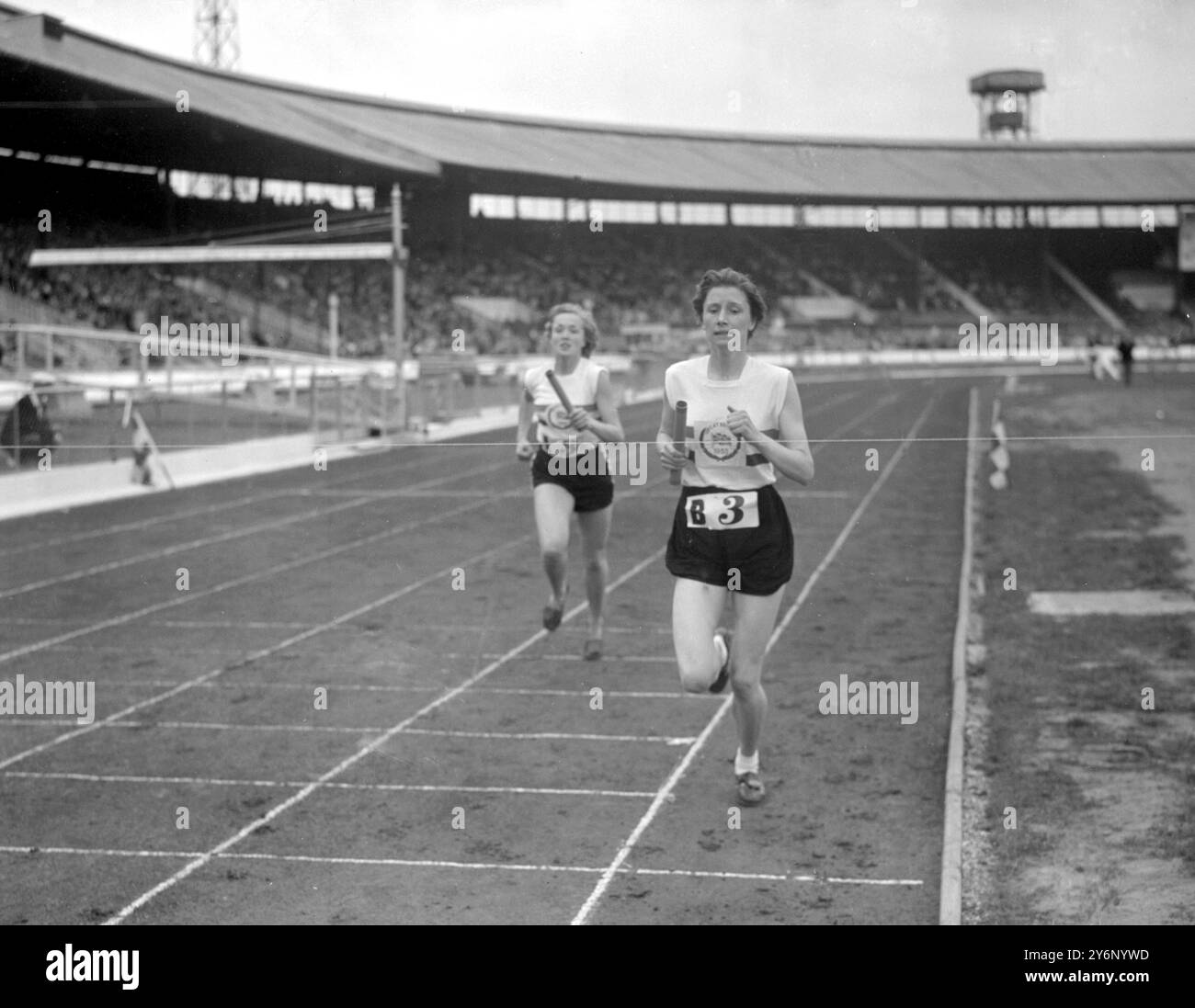 London: Diane Leather, 21 year old Birmingham girl (A team) finished in ...