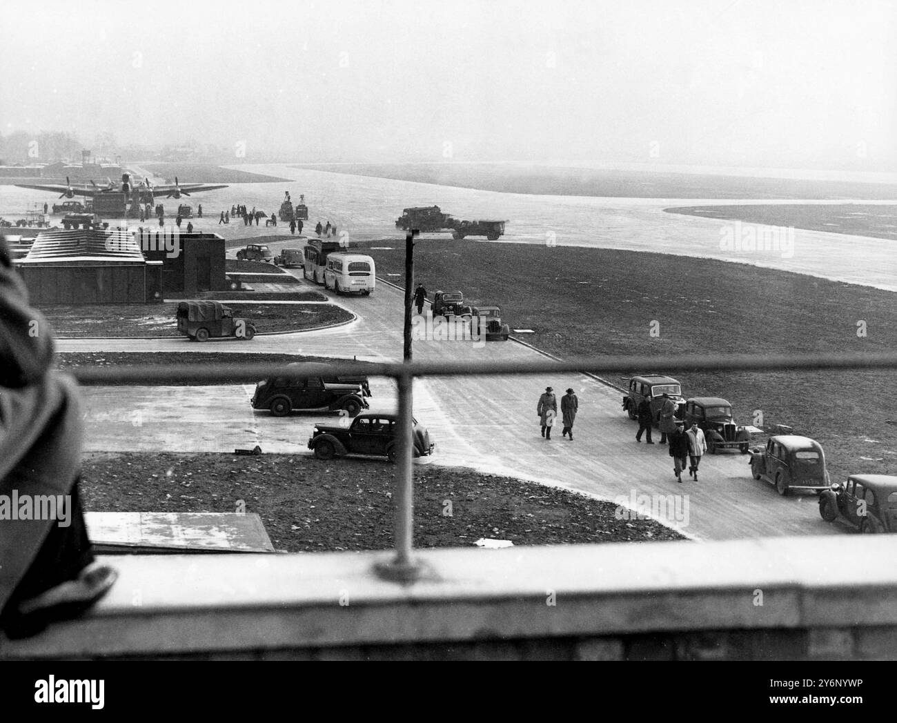 First flight from Heathrow. The Lancastrian airliner "Starlight" made a ...