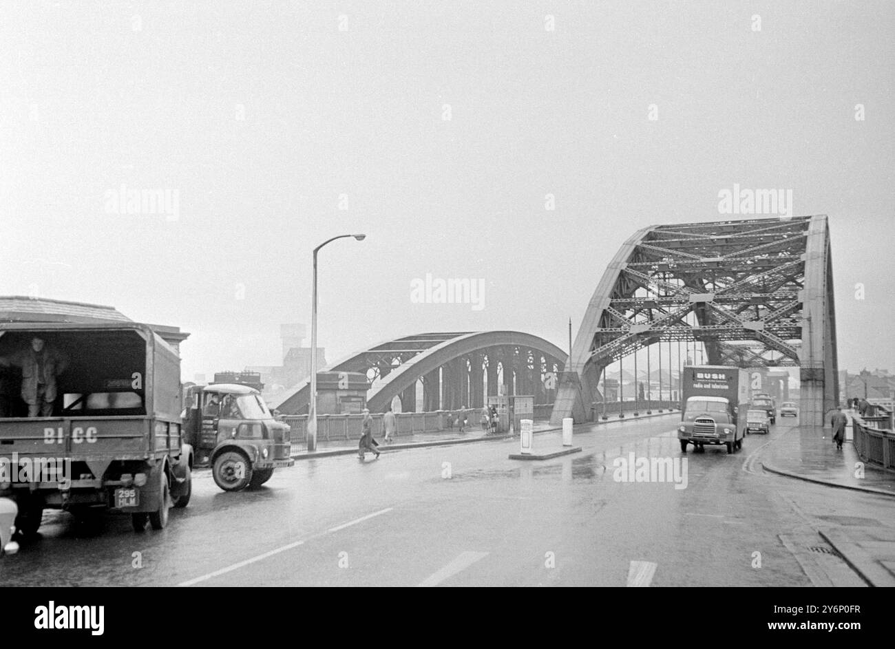 Sunderland bridge over the river wear Black and White Stock Photos ...