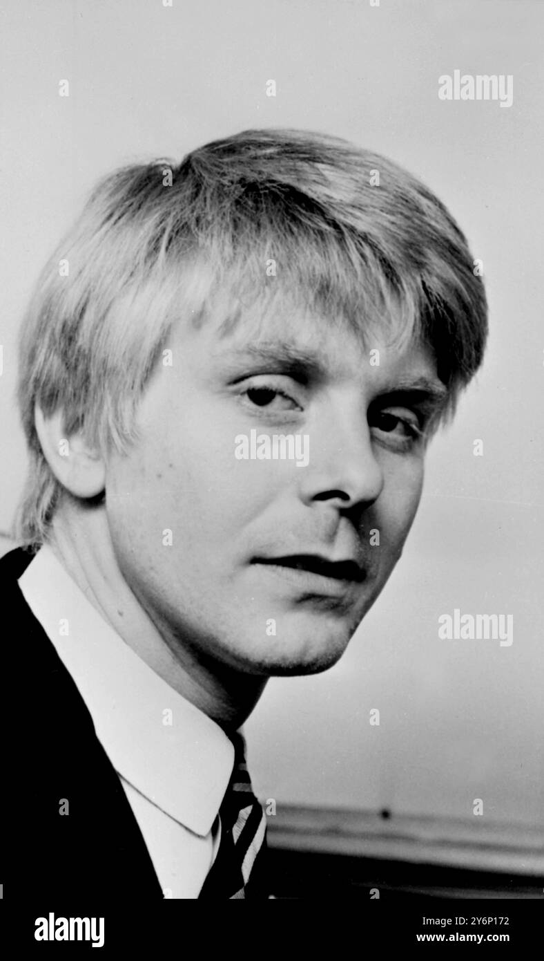 9th February 1968: British pop star and actor, Joe Brown. The cockney ...