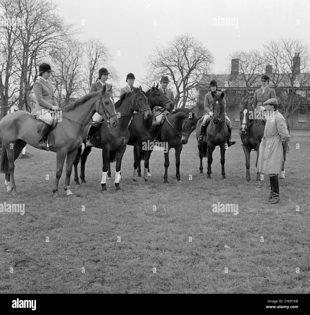 Sweden's Baron von Blixen Finecke (right) with Miss Fleet, Miss Barbara ...