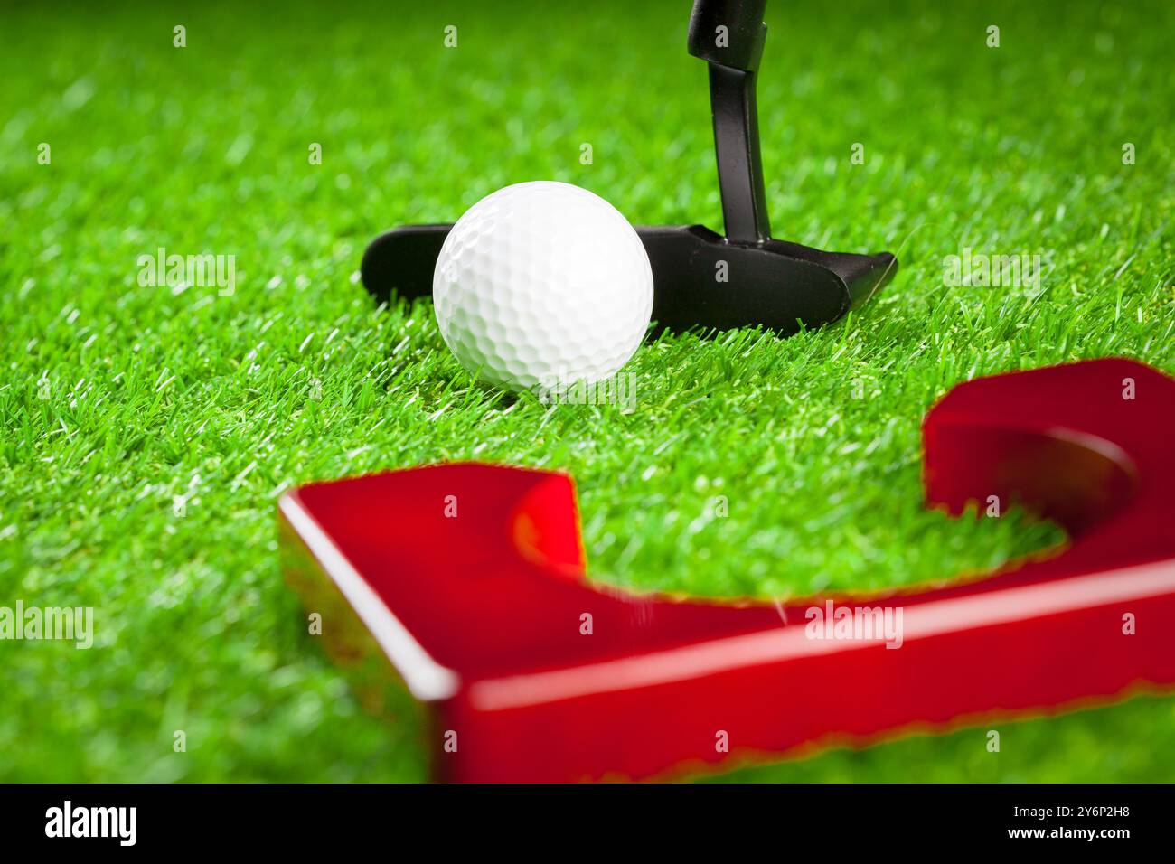 Indoor mini golf course hi-res stock photography and images - Alamy