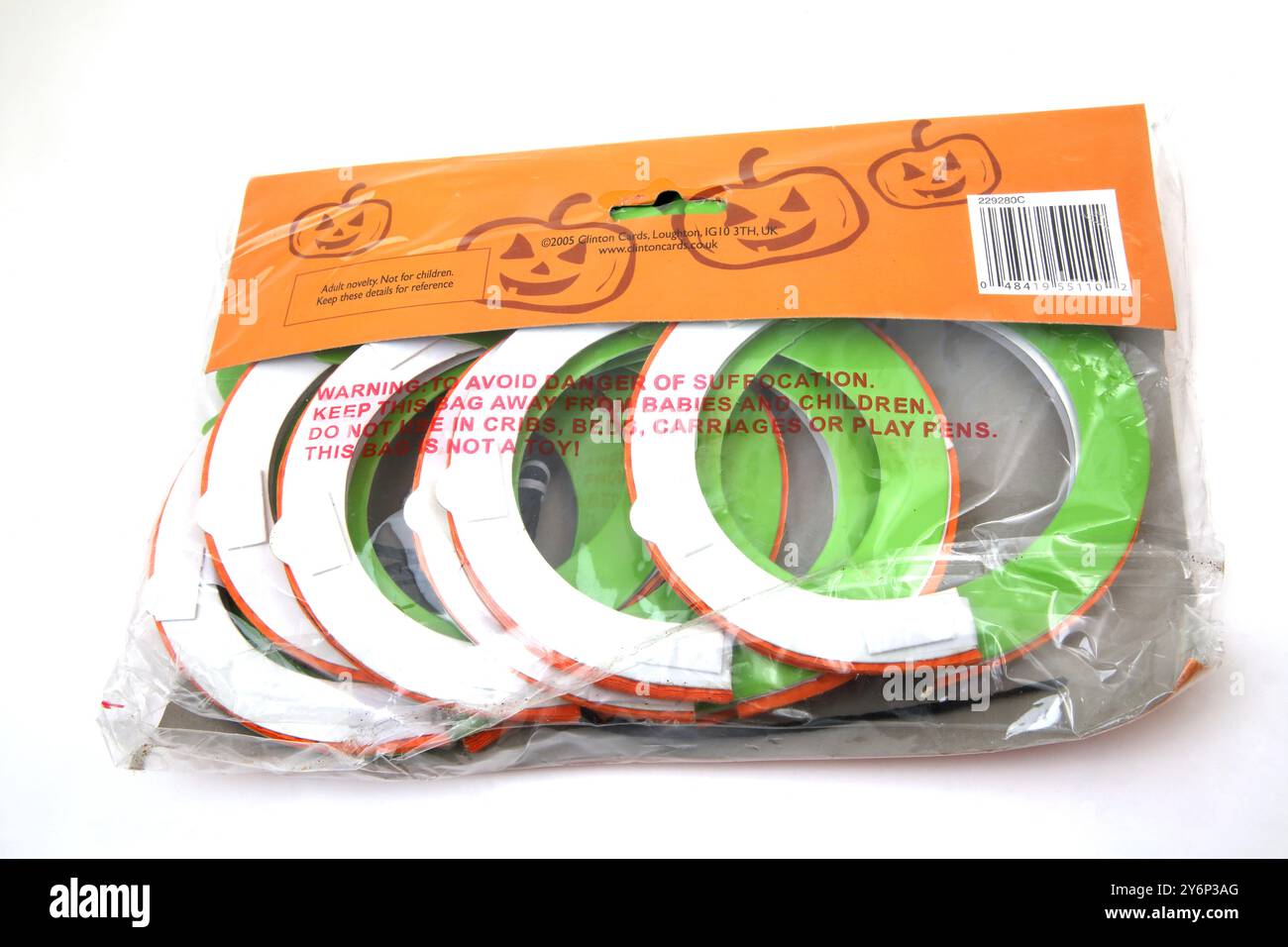 Halloween Decoration Jack-o-lantern Garland Stock Photo - Alamy